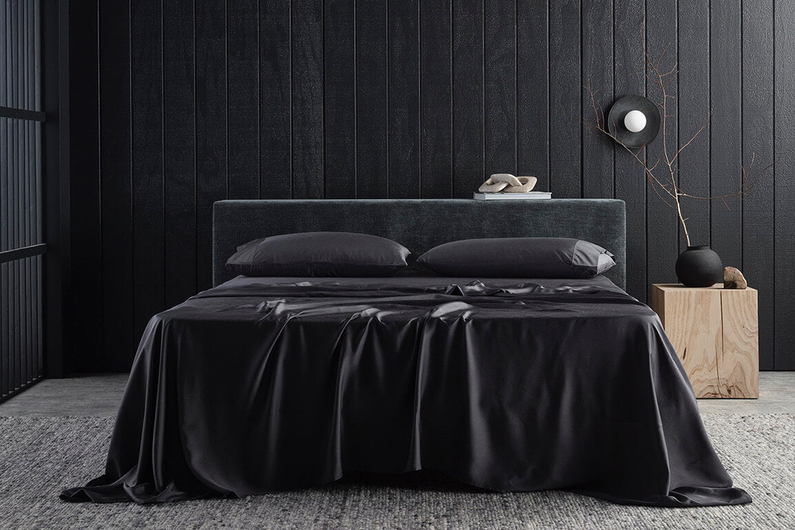 Soft Graphite Linen Sheets for a Better Night’s Sleep |The Honest Label